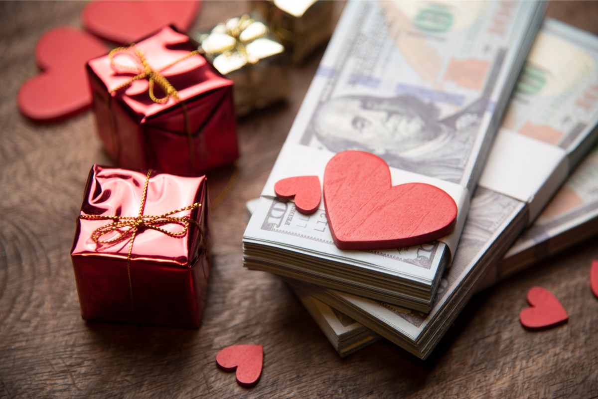 How Much Valentine's Day Costs in 2021